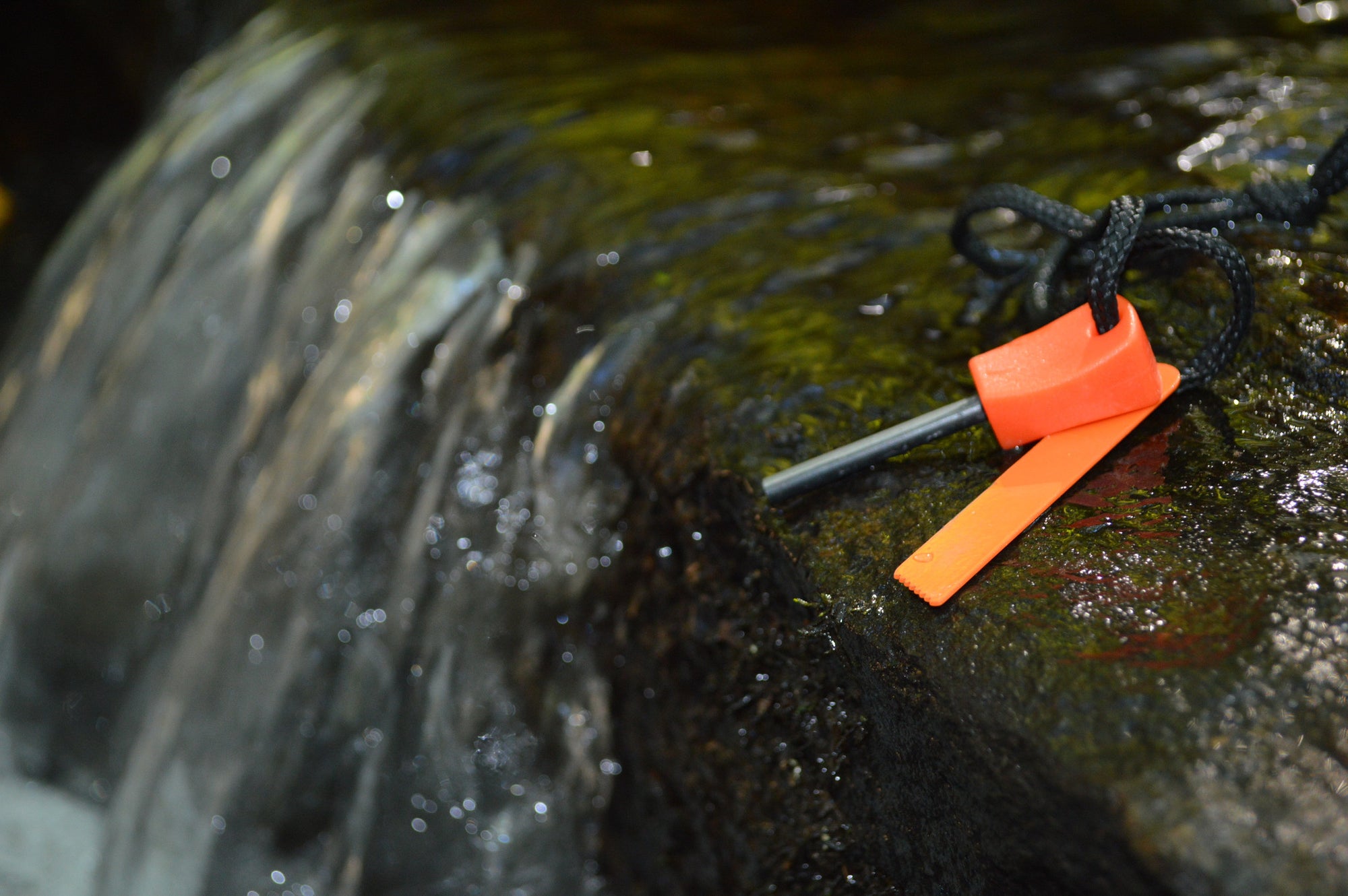 Flint Fire Starter – BoredParacord.com