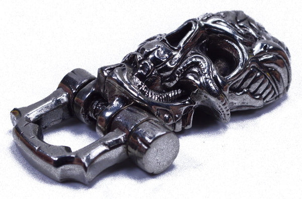 Skull Shackle - 007 – BoredParacord.com